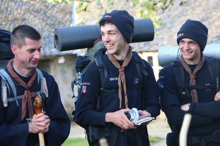 Formations des chefs chez les Guides et Scouts d'Europe